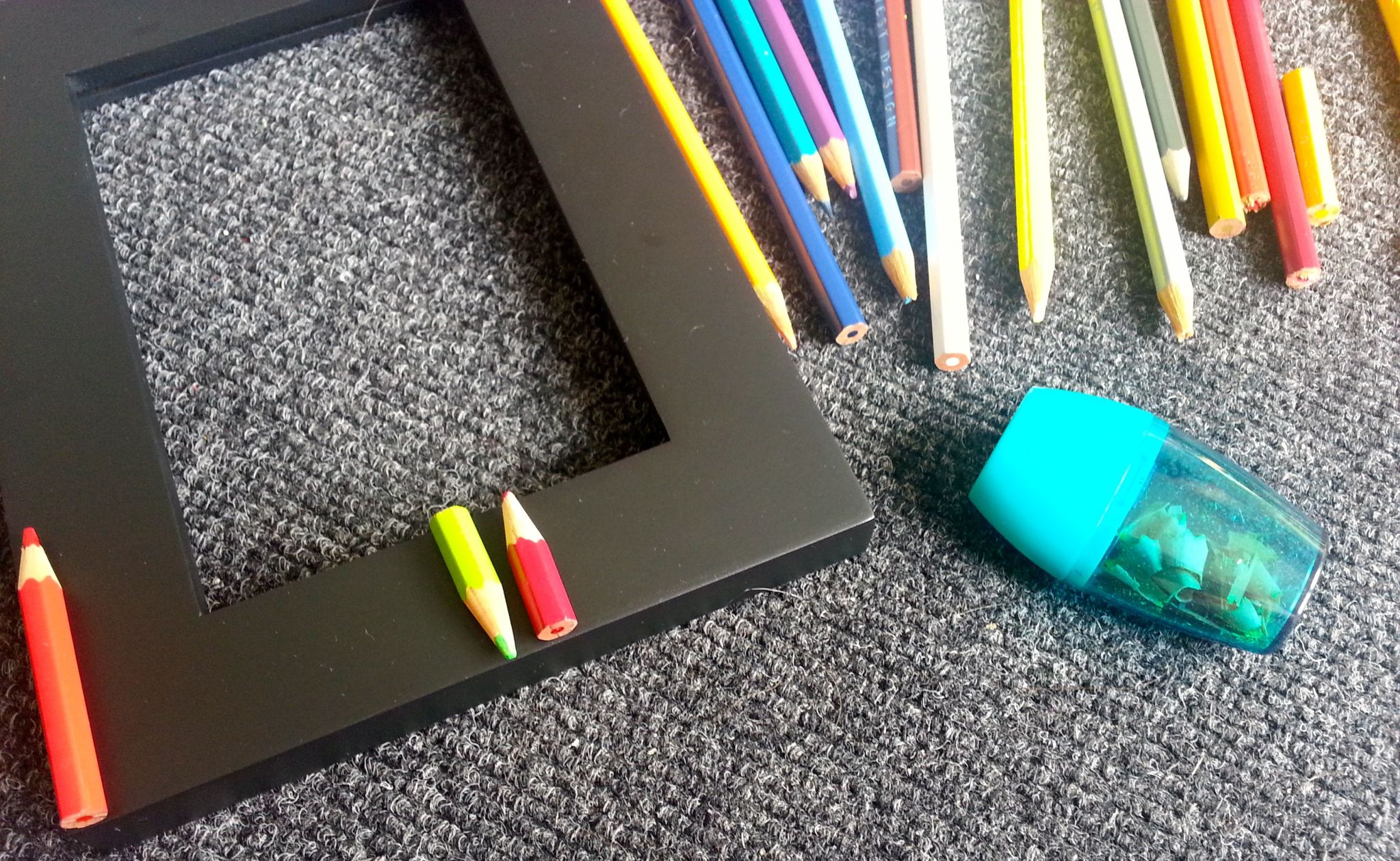 DIY: Coloured Pencil Picture Frame | Call me Katie