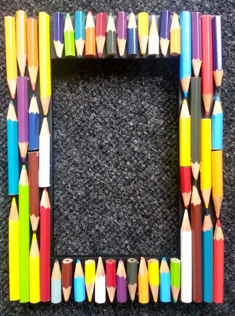DIY: Coloured Pencil Picture Frame | Call me Katie